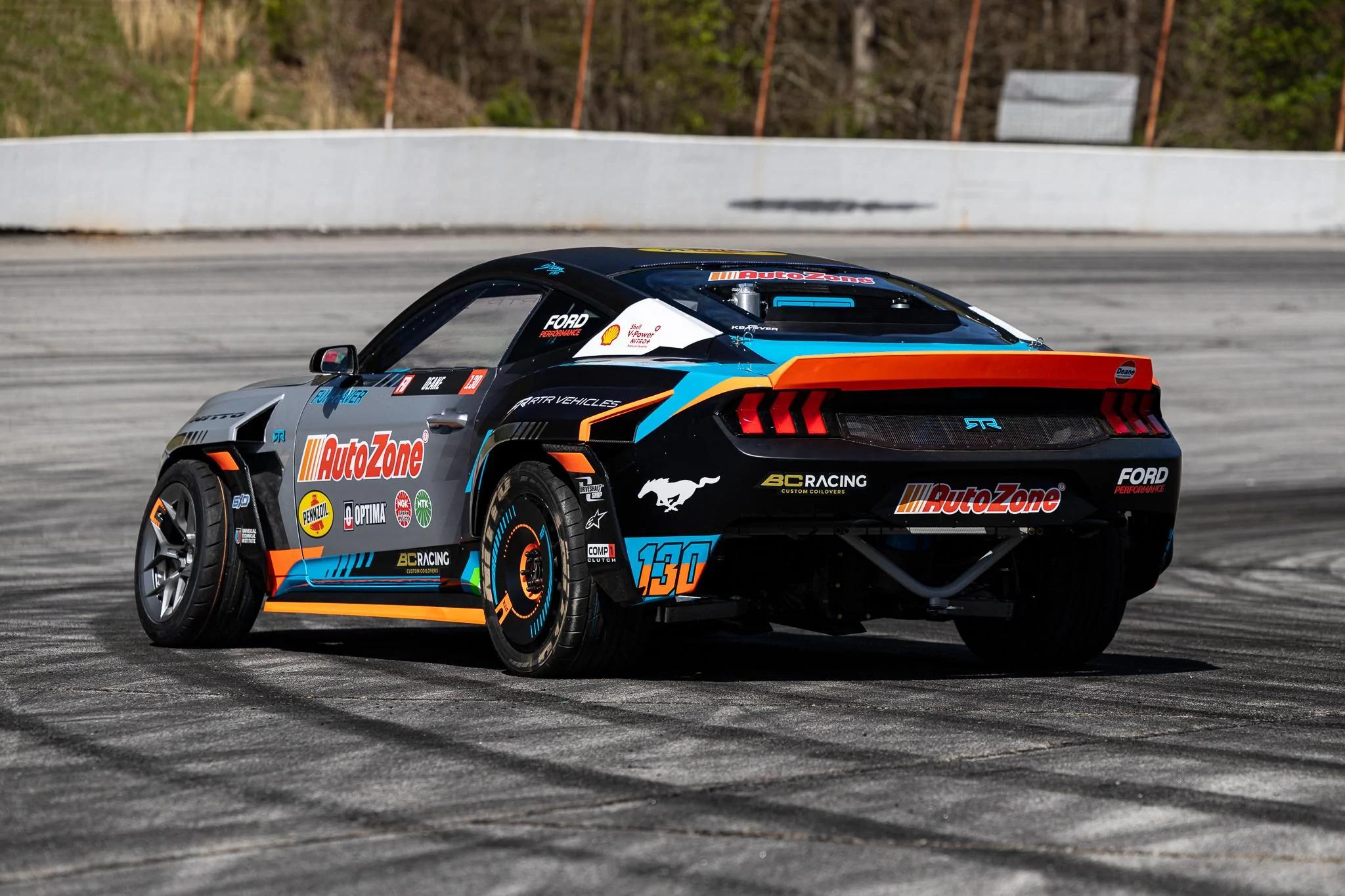 FIRST LOOK 👀 // James Deane and Ben Hobson's 2024 Mustang RTR Spec 5-FD ...