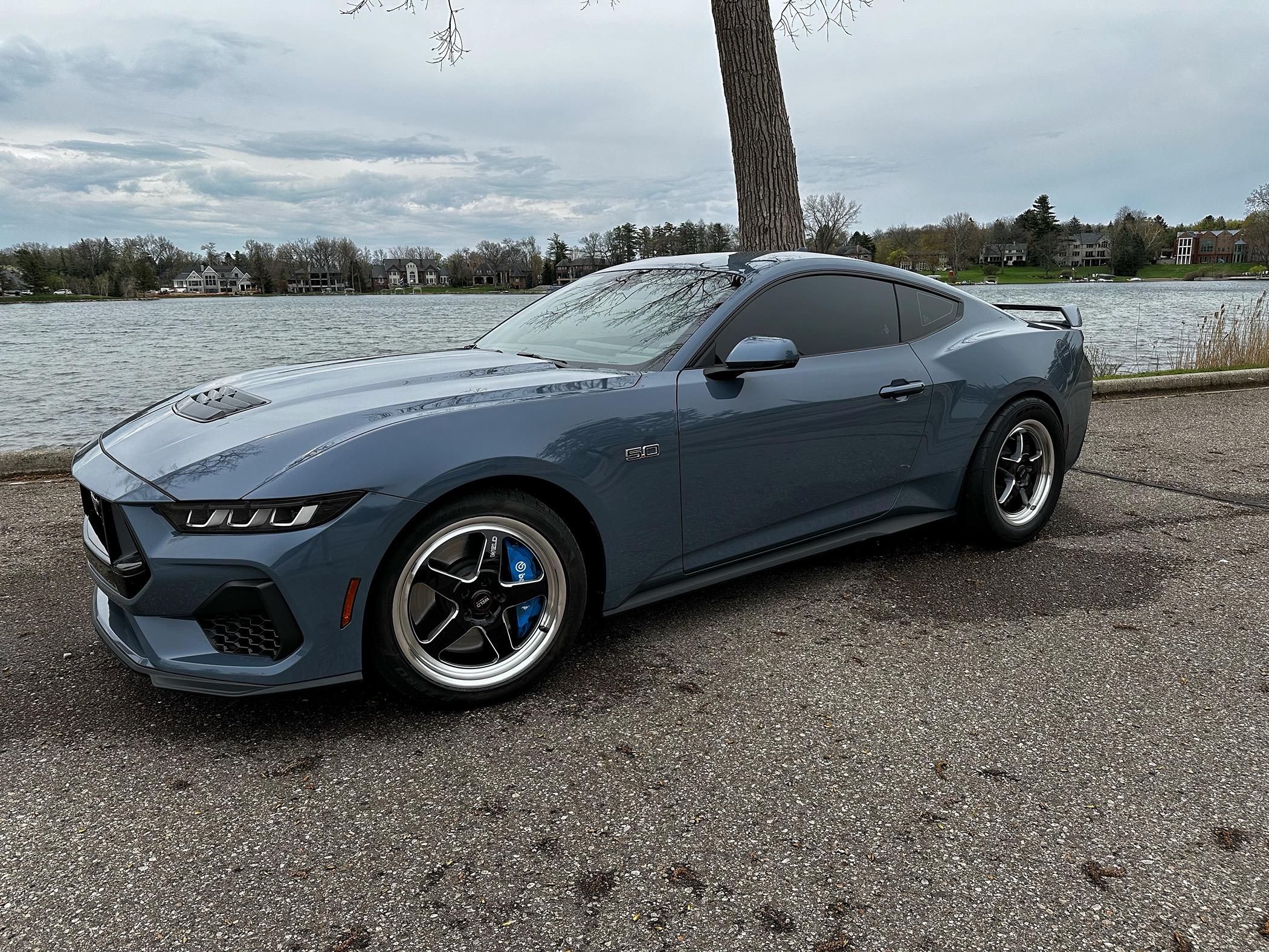Weld S155 Drag Pack installed on vapor blue Mustang Gt! | Mustang7G ...