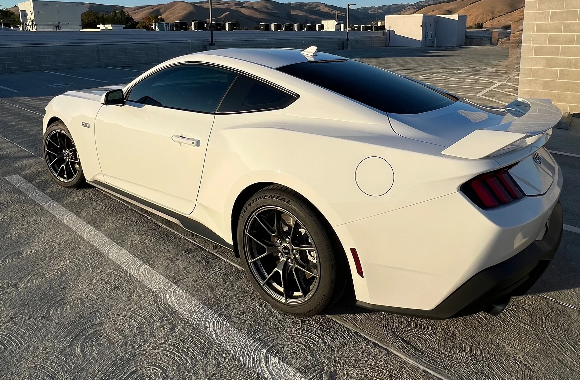 New sneakers: Apex wheels VS-5RS 18x10 + Continental Extreme Contact ...