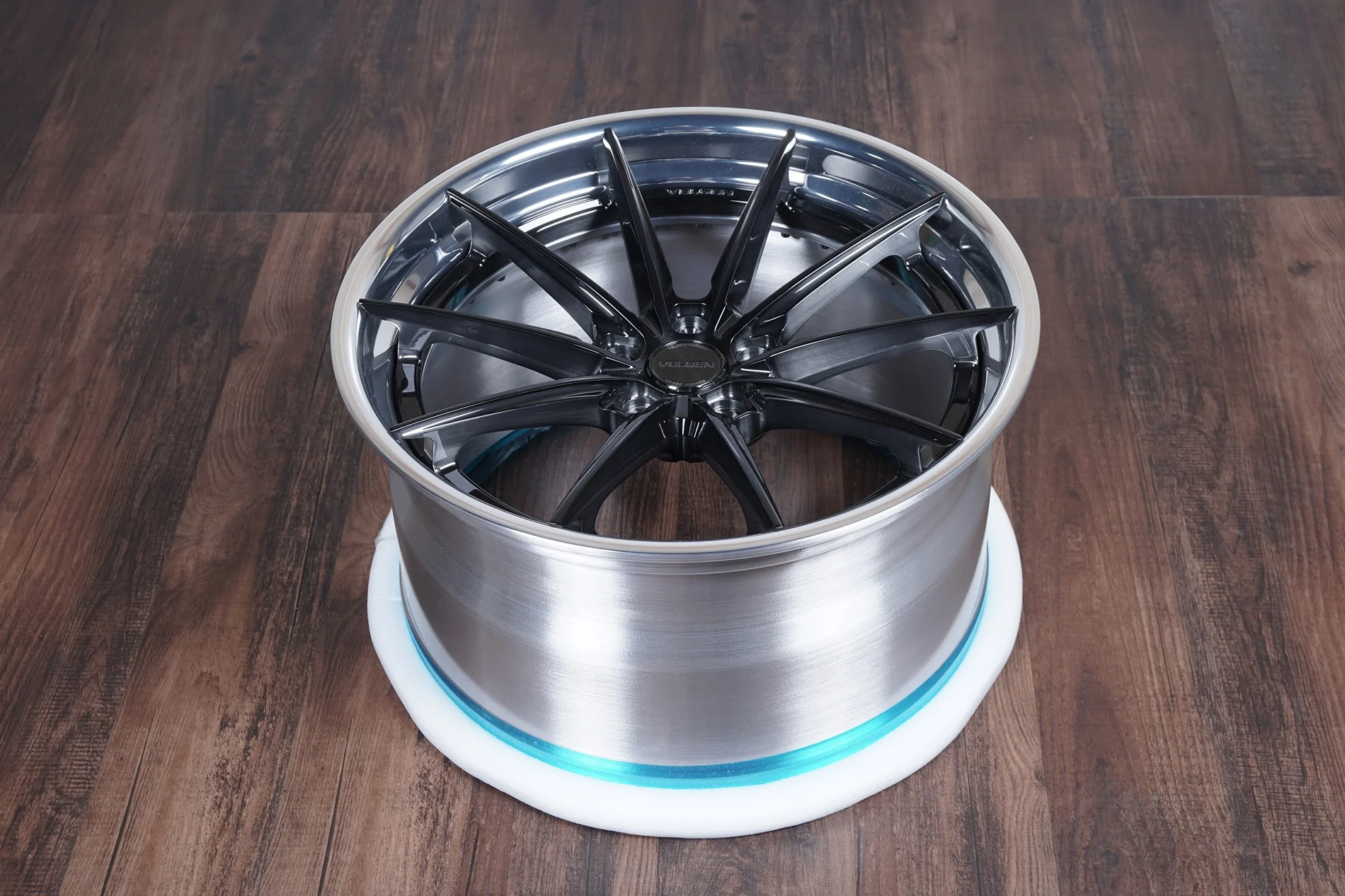 VELGEN FORGED VSL-01 BRUSHED BLACK POLISHED LIPS | Mustang7G - 2024 ...