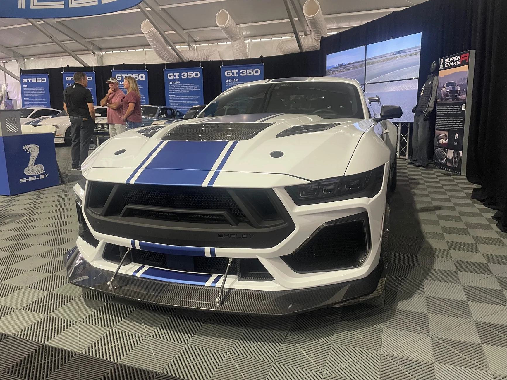 SS-R Shelby Super Snake looks great in person. | Mustang7G - 2024+ S650 ...