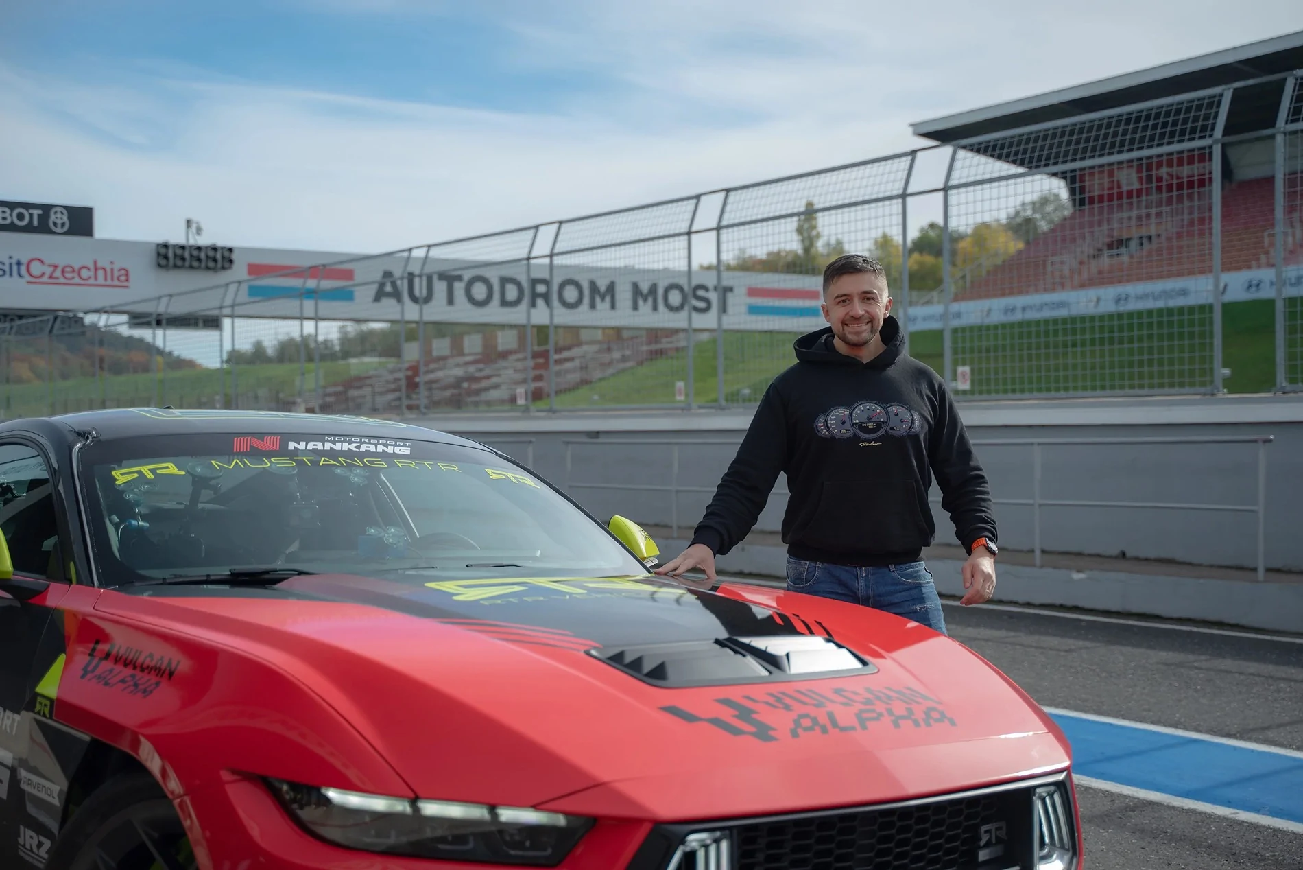 RTR Vehicles and Misha Charoudin of Vulcan Alpha Collaborate on Mustang RTR Spec 5 Time Attack ...