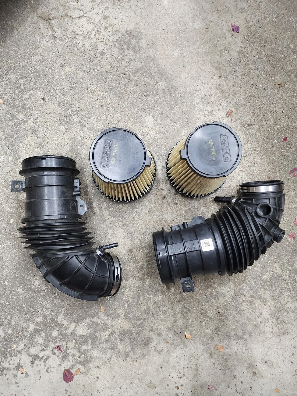 Michigan - GT filters, intake pipes w removed carbon traps | Mustang7G ...